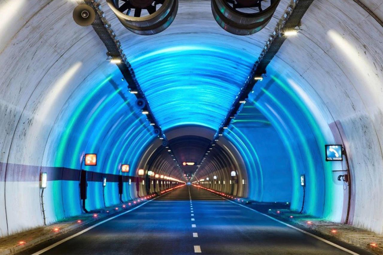 Photo 6 - Inauguré en 2018, le tunnel d’Ovit, dans l’est de la Turquie ...
