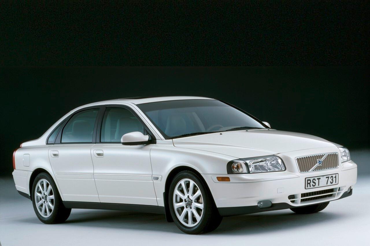 Photo 2 - La plupart des organes du T6 Roadster proviennent d'une Volvo S80 T6. - Volvo T6 ...