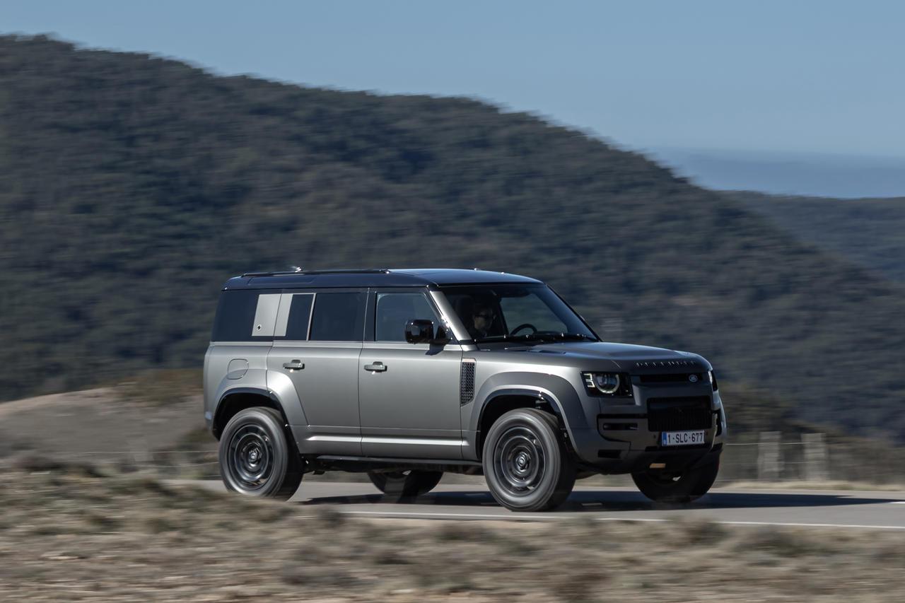 Photo 5 - Land Rover Defender Octa Edition One essai sur route - Essai Land Rover Defender Octa ...