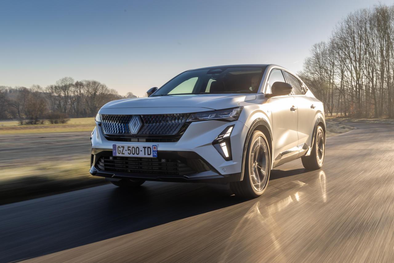 Malus écologique 2025 : les modèles Renault impactés par la taxe CO2 et le malus au poids