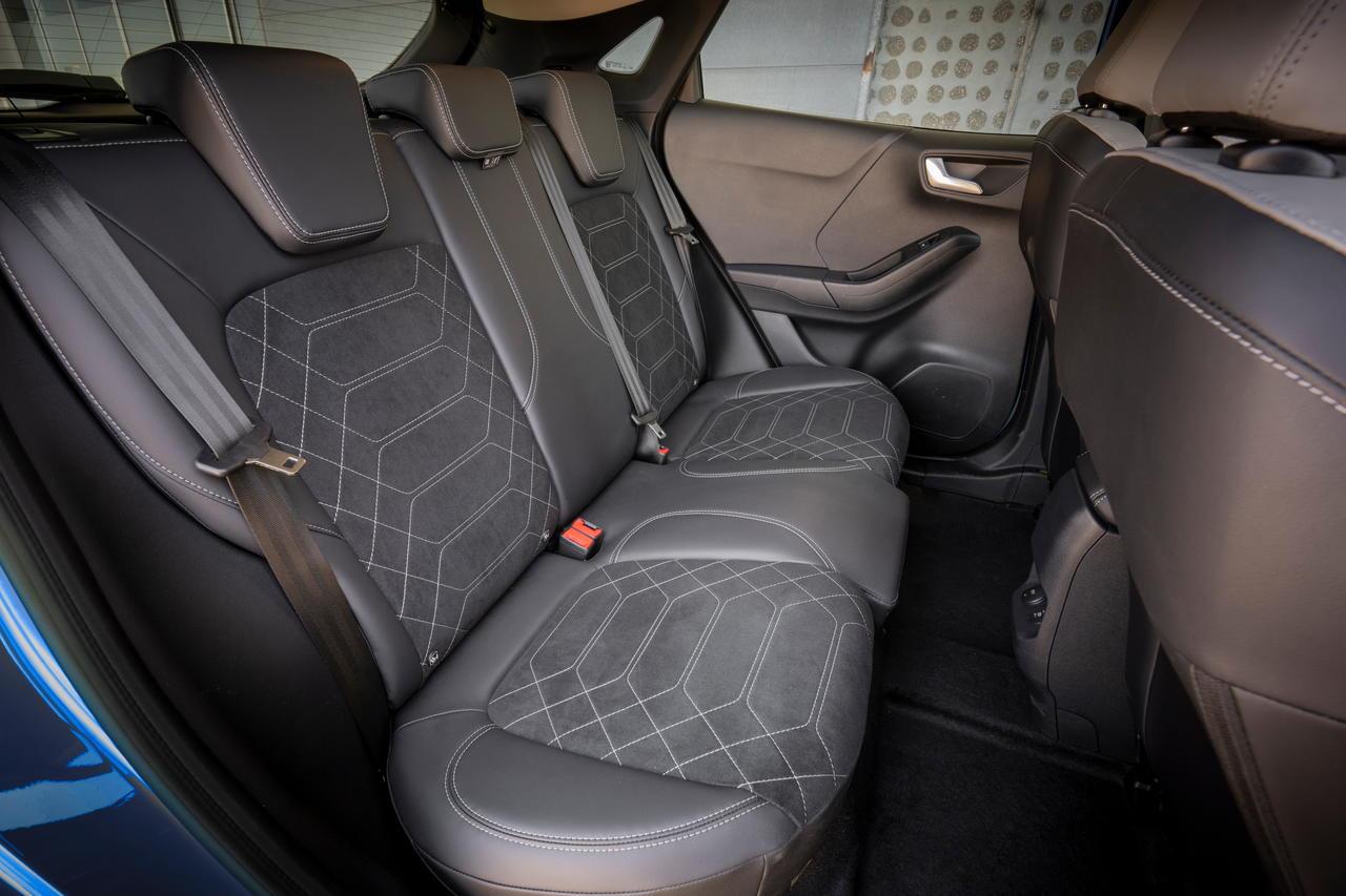 Photo 15 - Ford Puma Gen-E électrique habitabilité arrière - Essai Ford ...