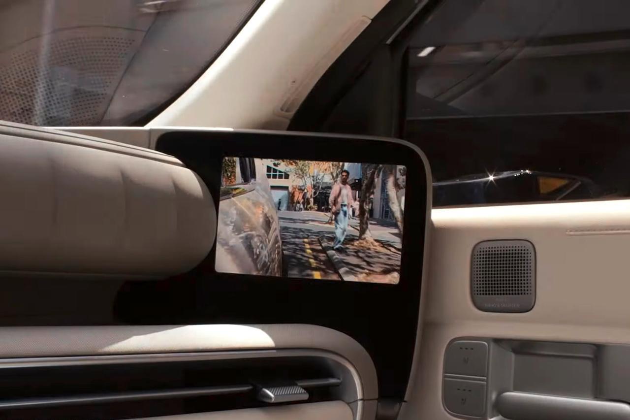 Photo 8 - Des rétro-caméras seront proposées en option sur certains ...