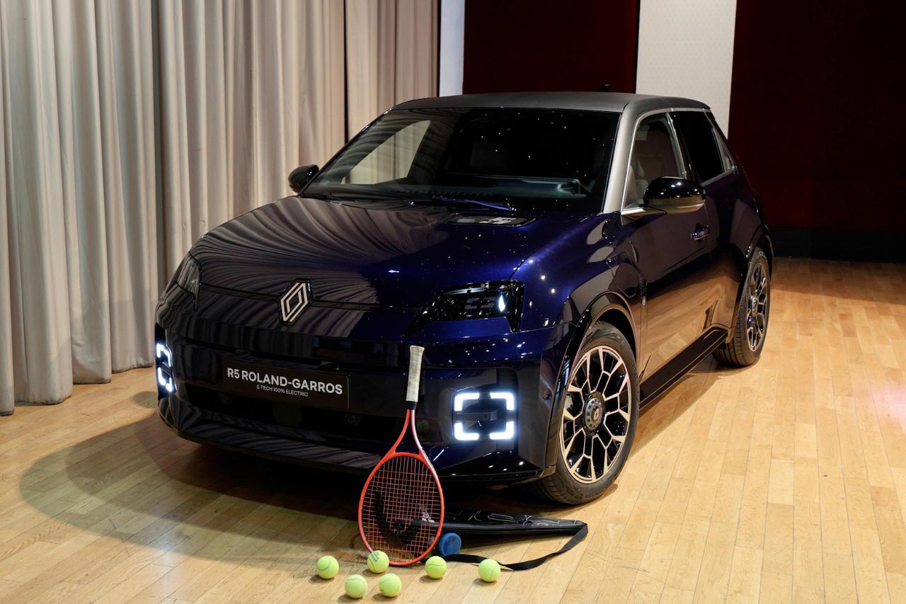 Diaporama et photos - Renault 5 Roland-Garros (2025). Notre vidéo à ...