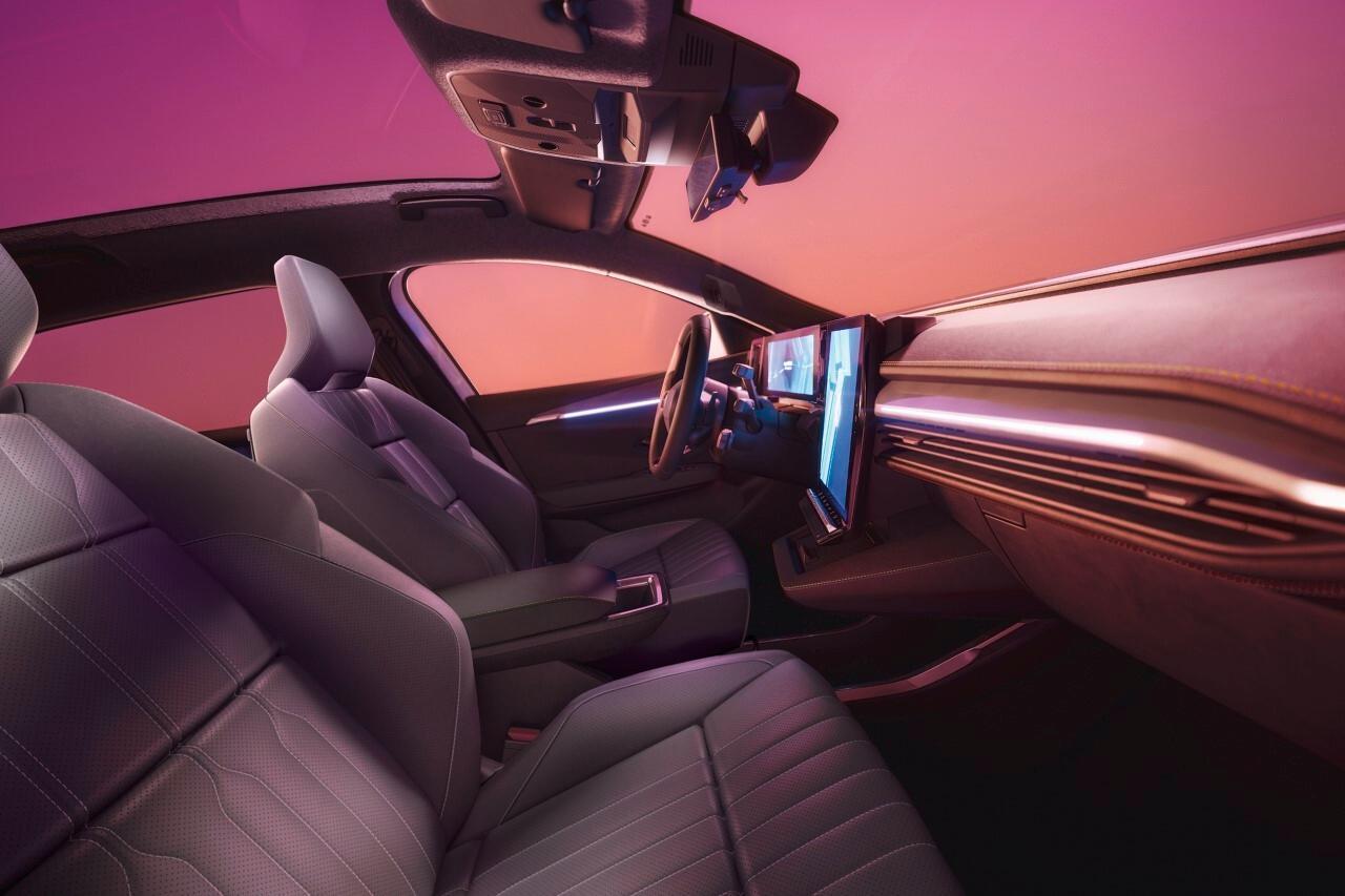 Photo 6 - ... ou en noir. - Prix Renault Scénic E-Tech (2025). Le SUV ...