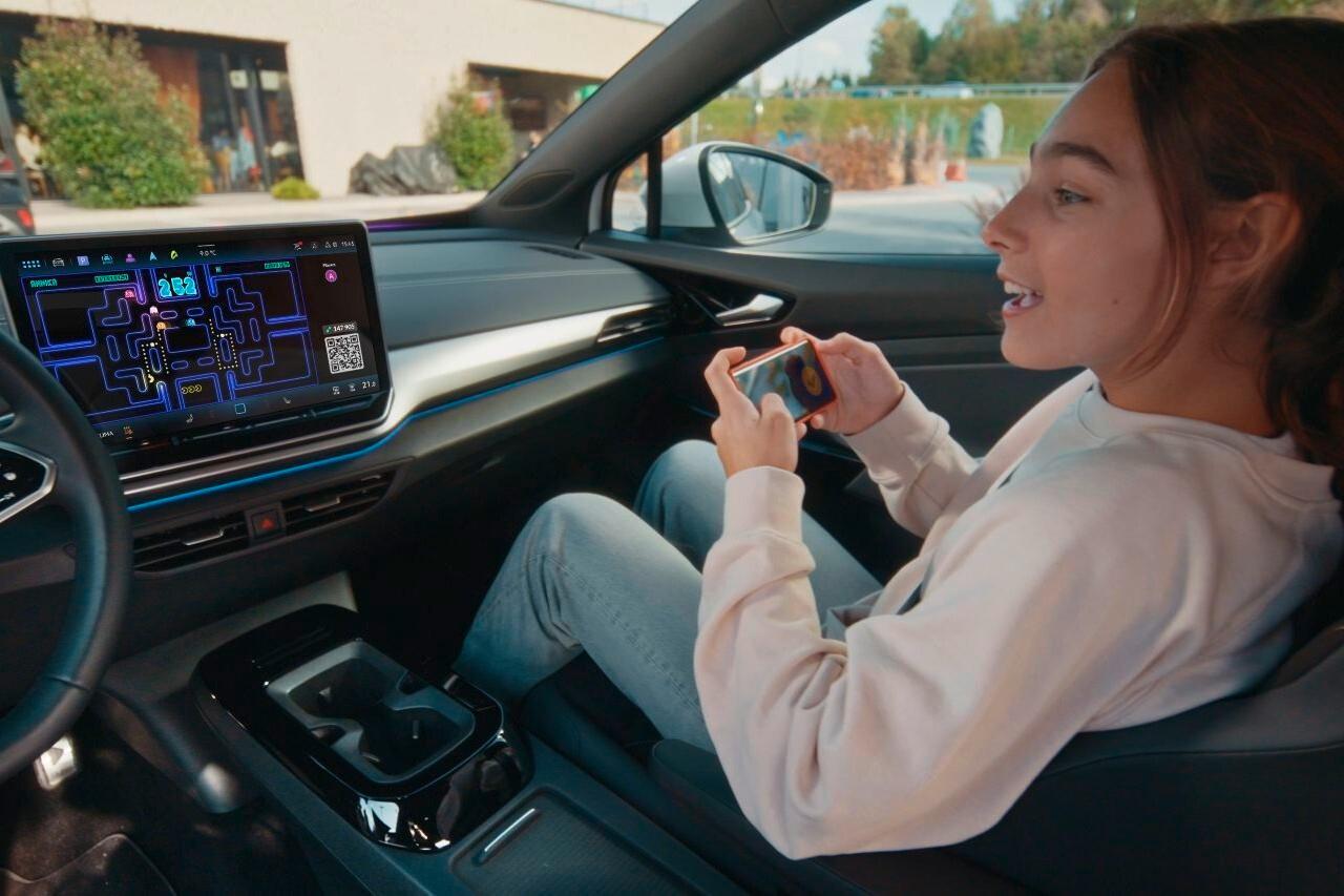 Le mythique jeu Pac-man s'invite à bord des Volkswagen Golf, Tiguan, ID…