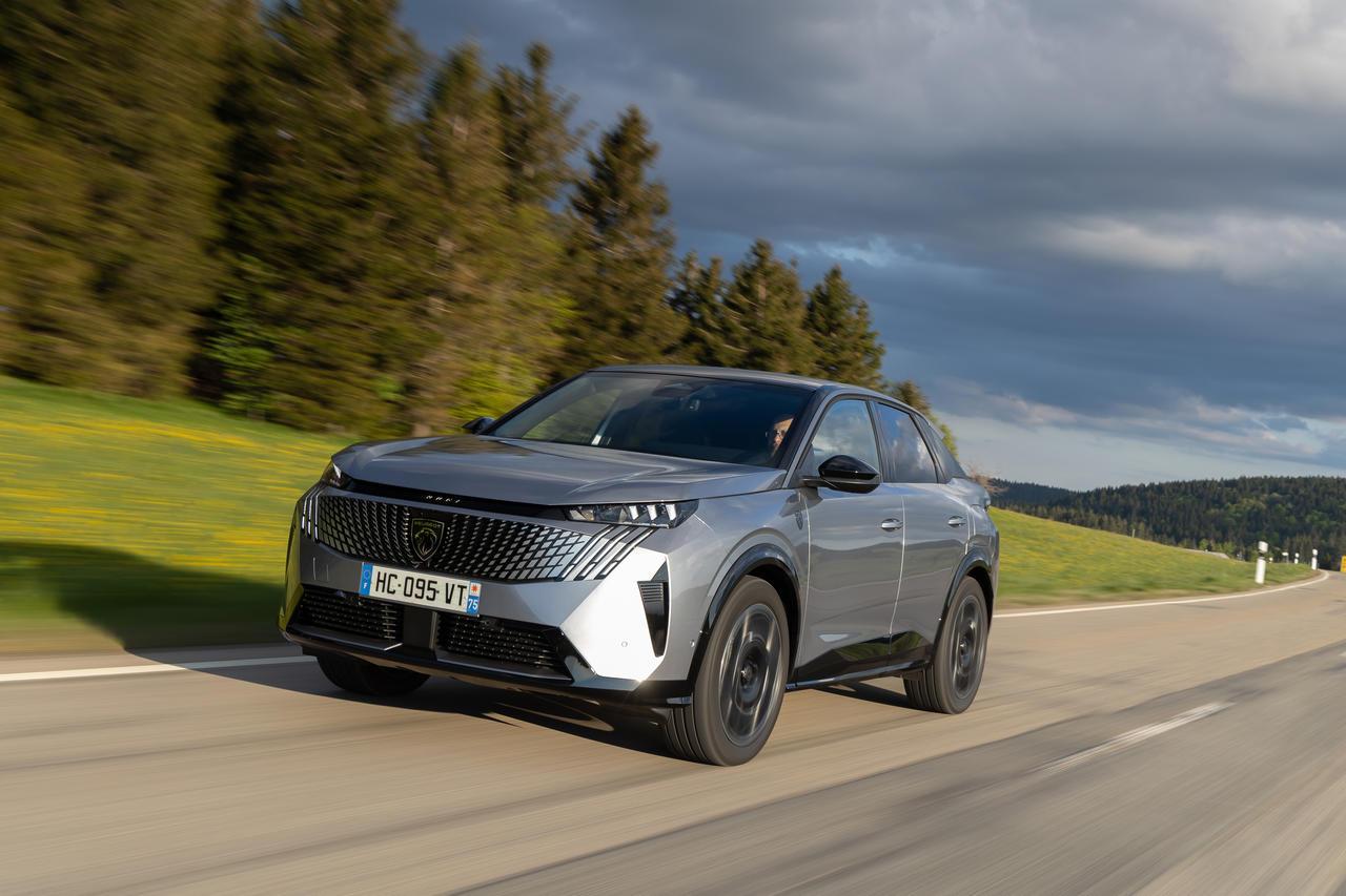 Prix Peugeot 3008 et e-3008 (2024). La gamme électrique, hybride et PHEV
