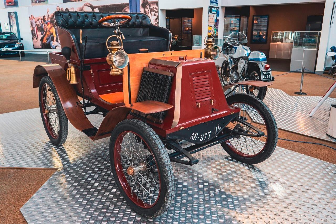 Photo 3 - Cette Renault Type D date de 1901. - Renault. Plus de 100 ans ...