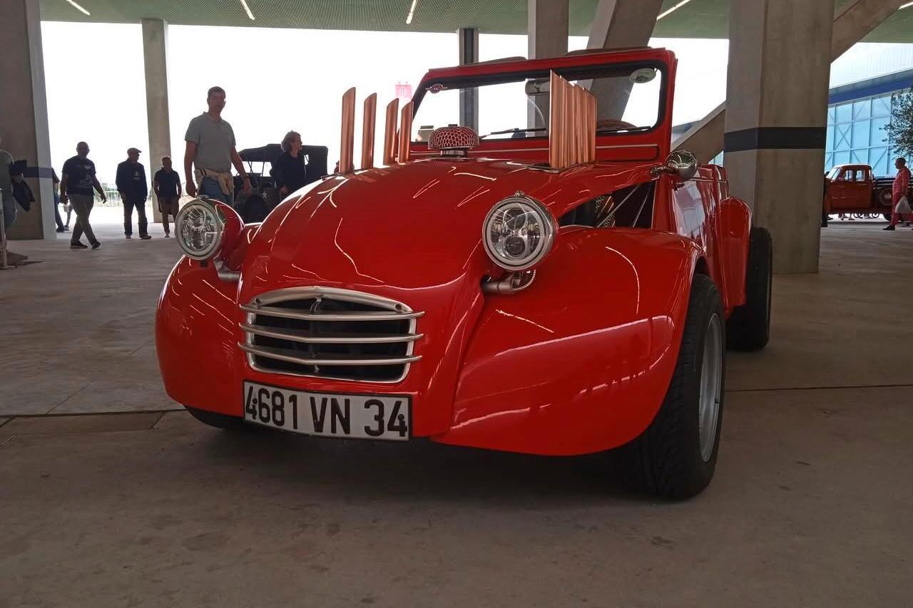 Photo 6 - Le projet de transformation de la Buick d'origine a débuté en ...