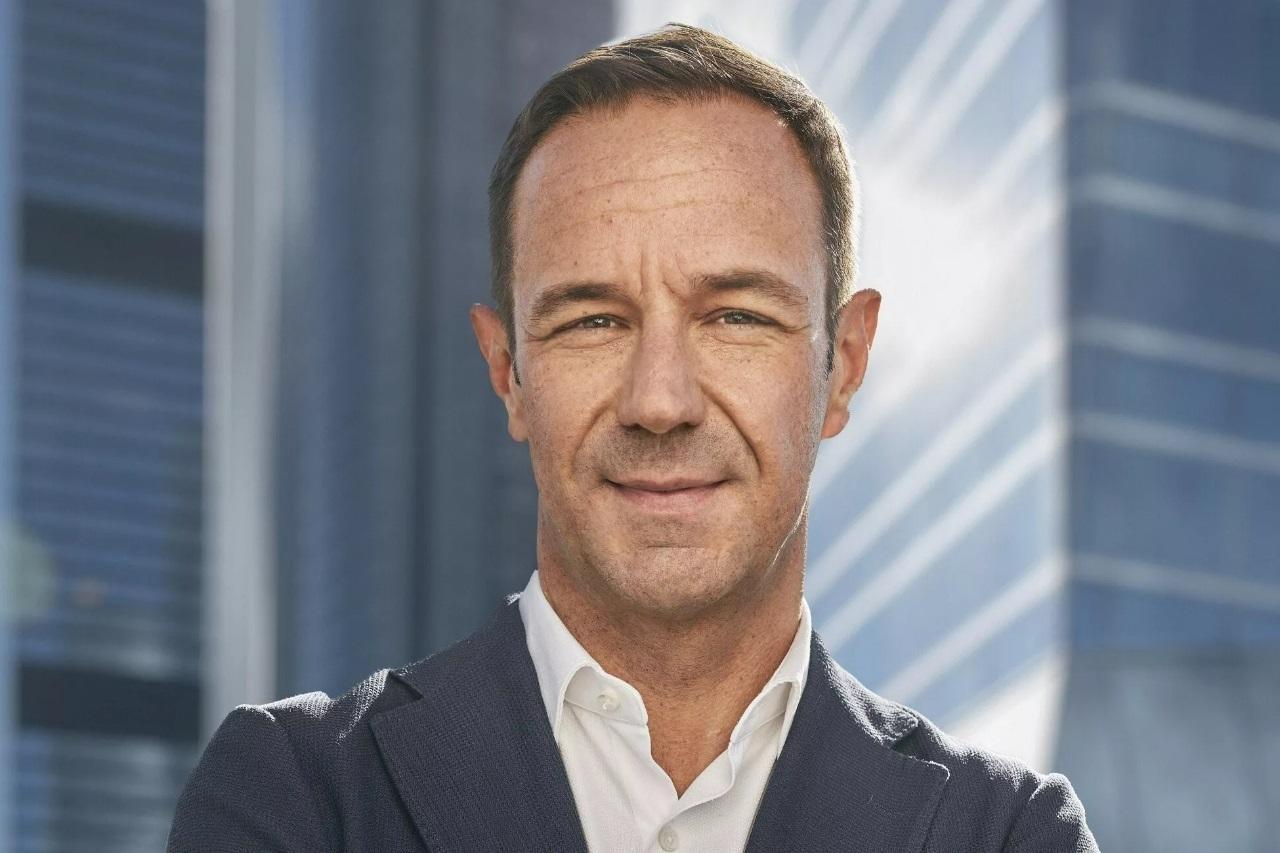 Photo 1 - Sébastien Guigues Renault - Sébastien Guigues quitte l ...