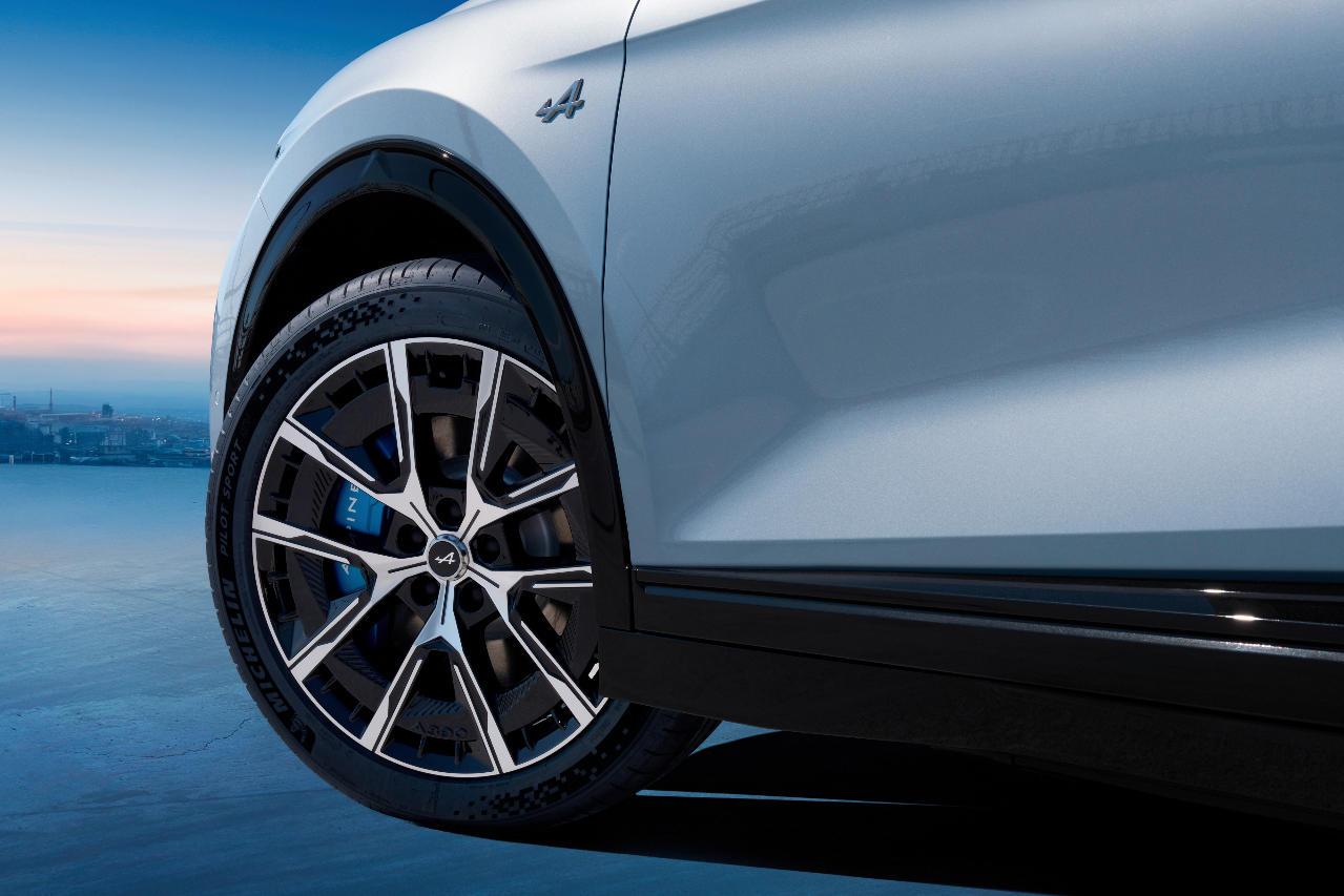 Alpine A390 (2025). Prix, gamme et équipements du coupé sportif ...