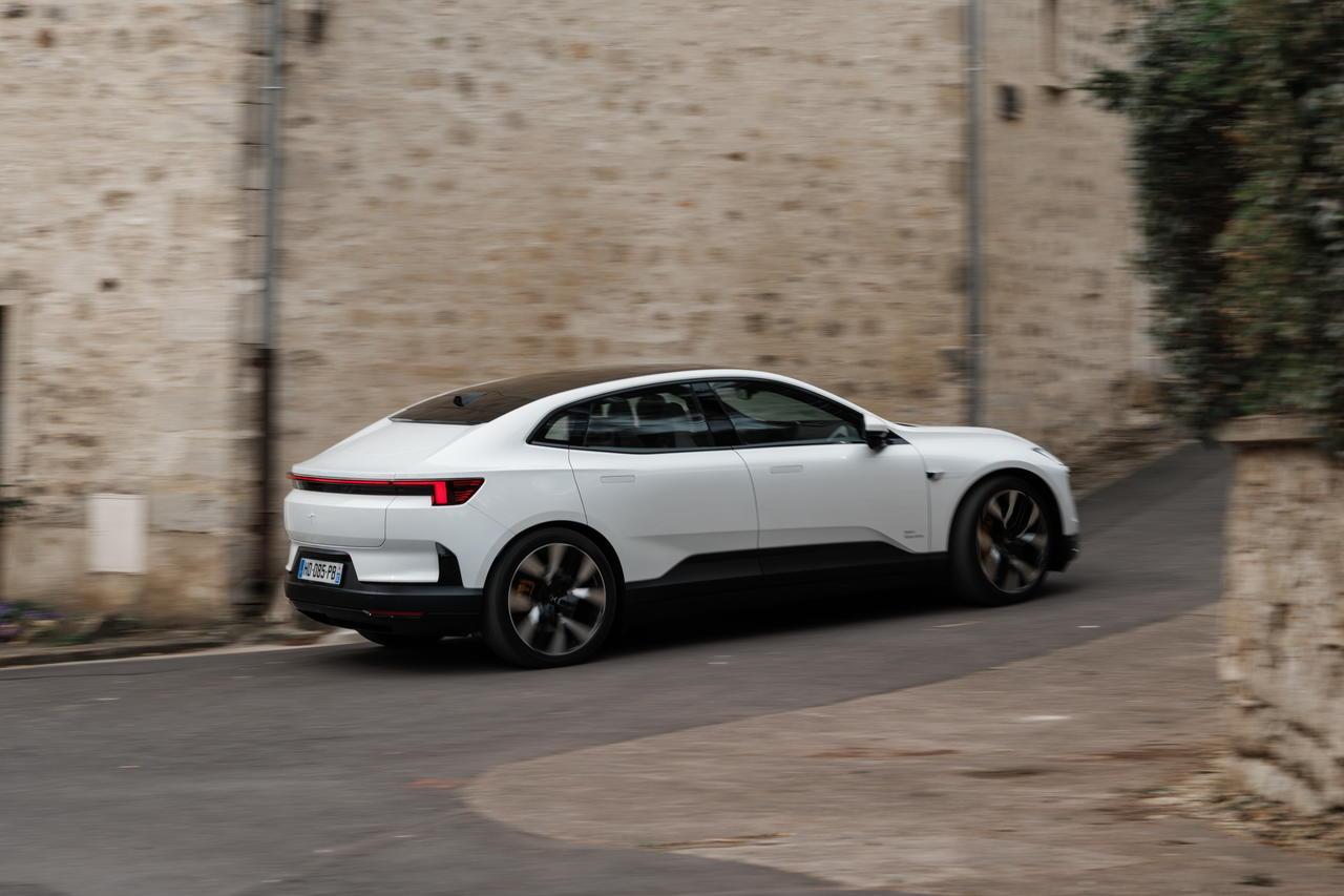 Polestar 2, 3 et 4 (2025). Prix, équipements et ouverture des commandes ...