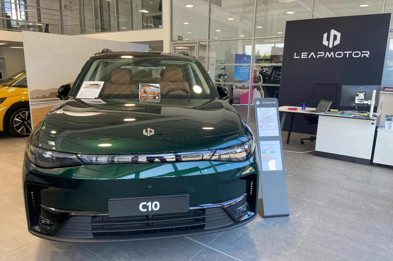 Diaporama et photos - Stellantis. Avec le C10 REEV, Leapmotor mise sur ...