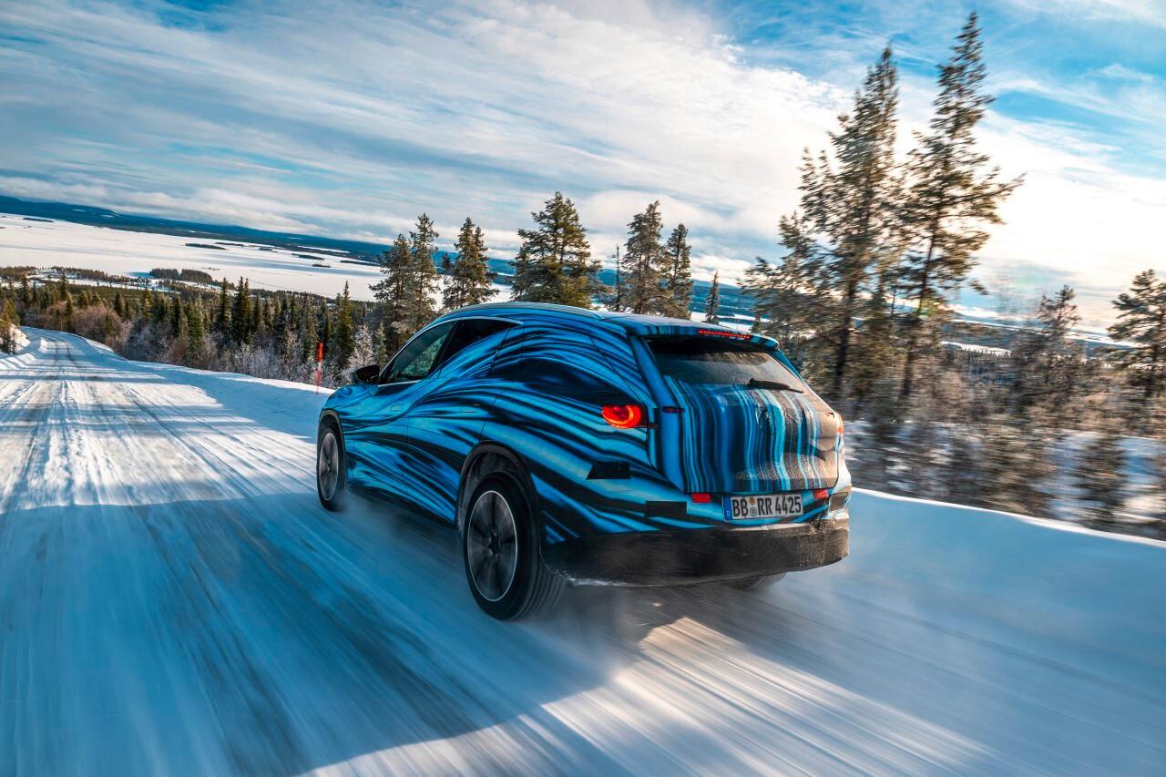 Mercedes GLC électrique (2026). Premières infos et photos officielles ...