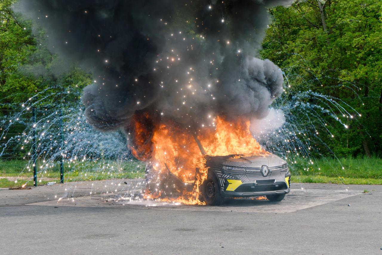 Voiture électrique : Renault explique son système innovant pour ...