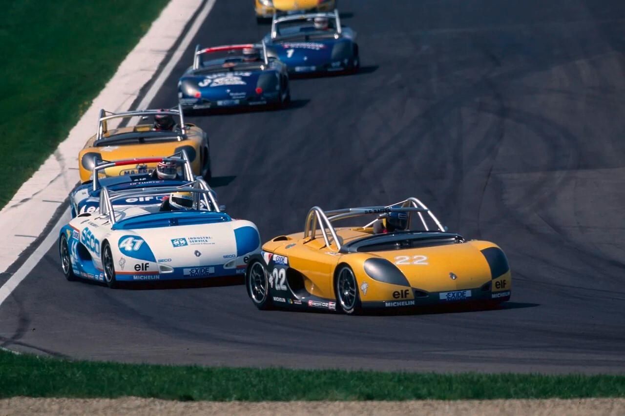 Photo 12 - Le championnat monotype Spider Trophy fut lancé avec le ...