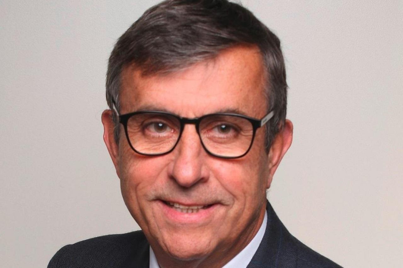 Photo 2 - Denis Bernier président du groupement des concessionnaires ...