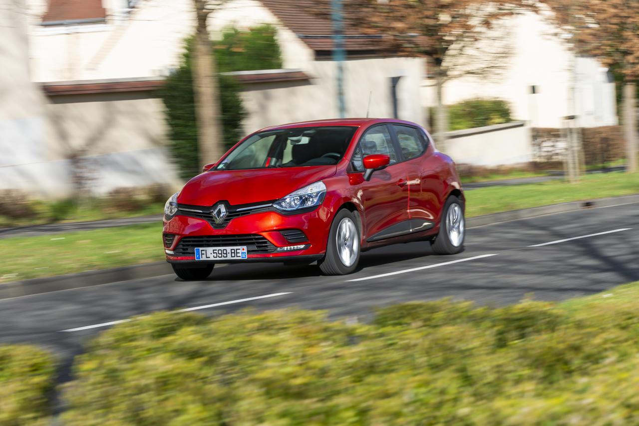 Photo 21 - N°01 - Renault Clio : 67 389 ventes (-18,71%) - Voitures d ...