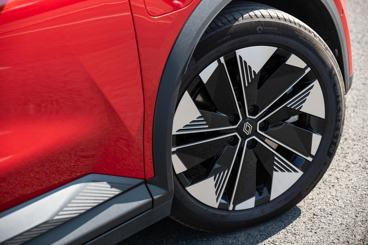 Photo 38 - jantes renault Scenic 19 Evolution - Essai comparatif : le ...