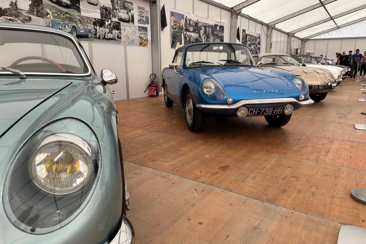 Photo 7 - Des expositions thématiques contant peu de modèles pourraient ...