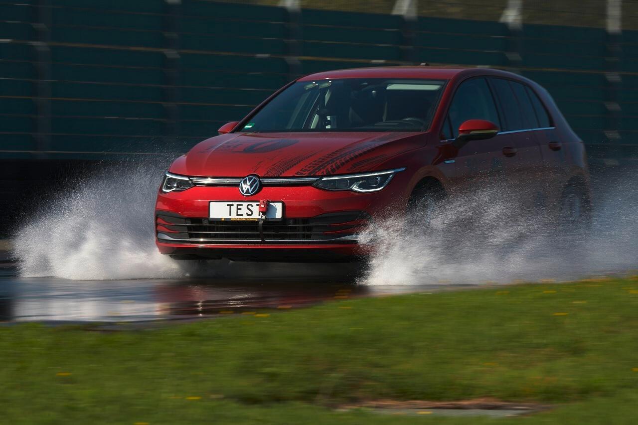 Stellantis France remanie déjà son organigramme pour revenir à une ...