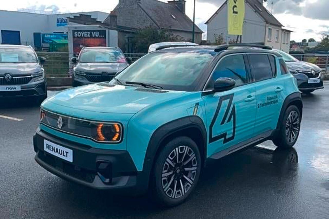 Scoop. Renault 4 La Poste (2025) : découvrez nos premières photos de la 4L commerciale