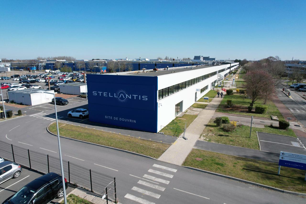 Diaporama et photos - PureTech, BlueHDi : l’usine Stellantis de Douvrin ...