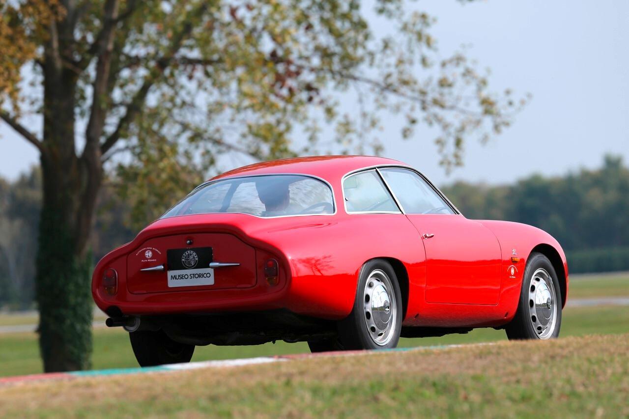 Photo 5 - Le design de la Coda Tronca permit de porter la vitesse de ...