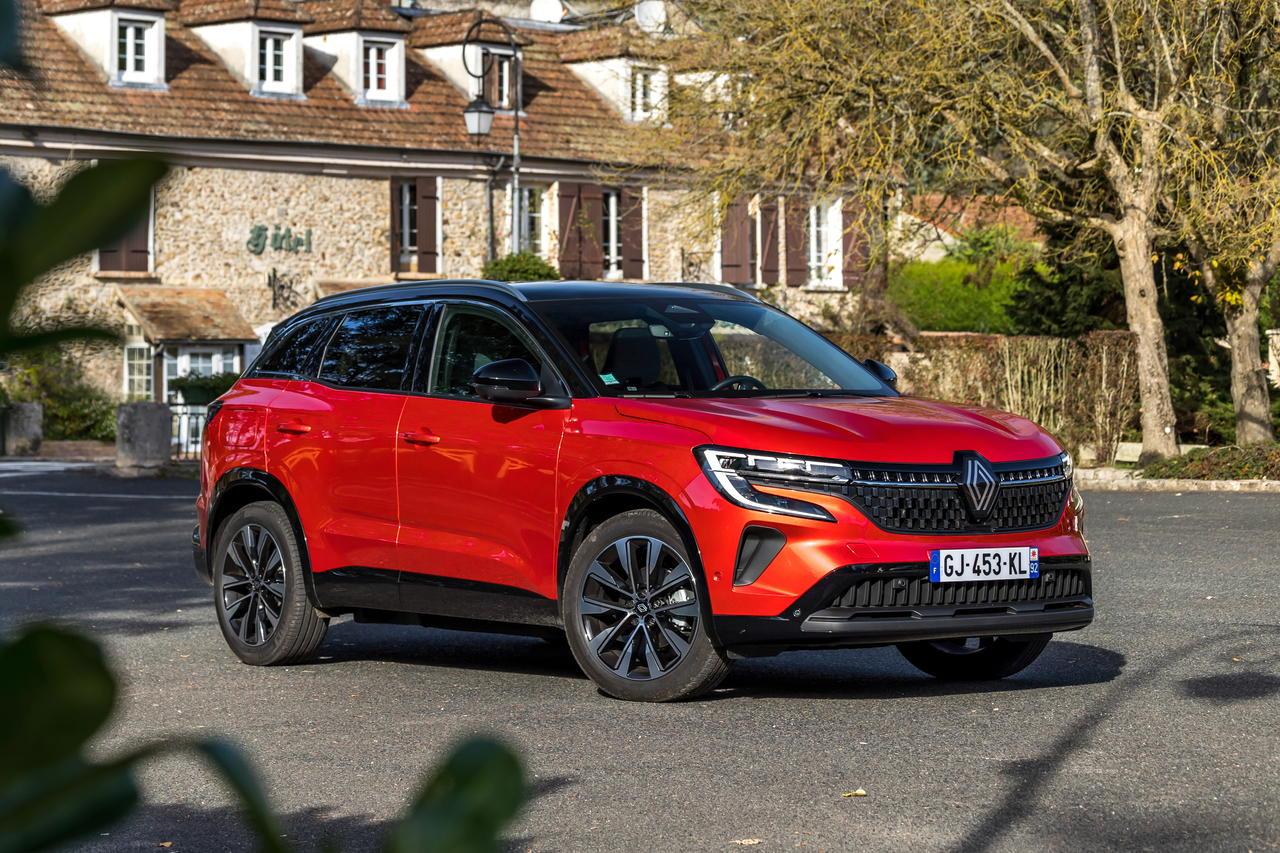 Photo 4 - Renault Autral Iconic rouge avant - Guide d’achat. Tous les ...