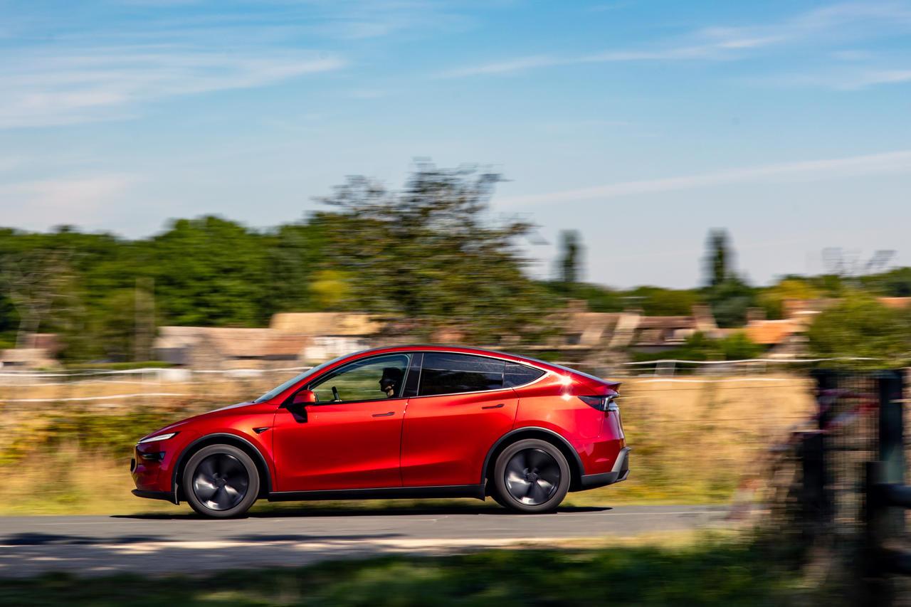 Photo 3 - Tesla Model Y Juniper rouge ultra - Essai Tesla Model Y ...
