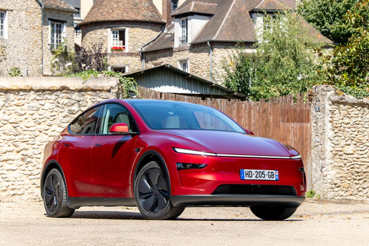 Photo 7 - Tesla Model Y Juniper rouge ultra vue avant droit - Essai ...
