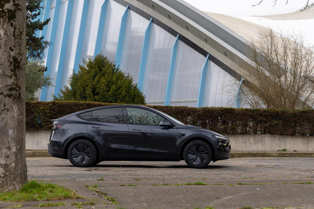 Photo 4 - La gamme du nouveau Tesla Model Y est pour le moment ...