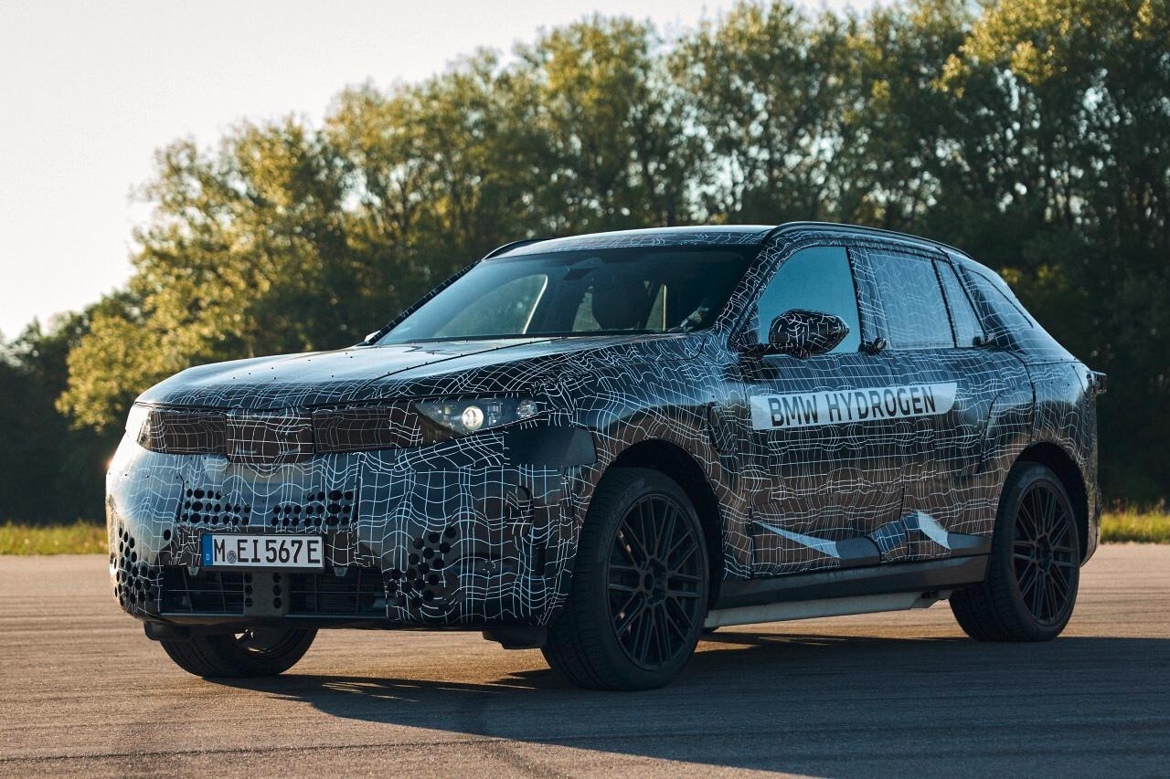 BMW X5 (2026). Le SUV de prochaine génération aura sa version iX5 Hydrogen