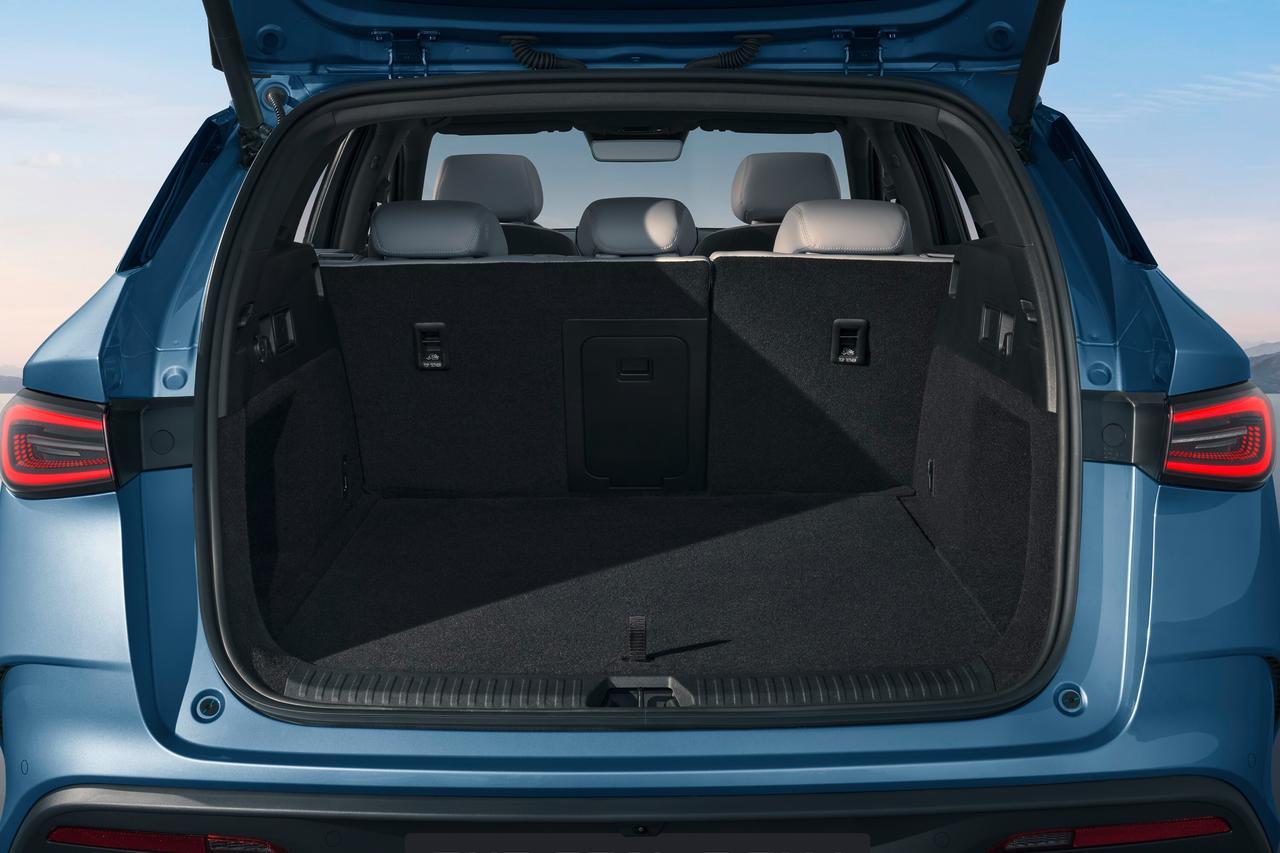 Photo 6 - BYD annonce jusqu'à 1 535 l de volume dans le coffre du break ...