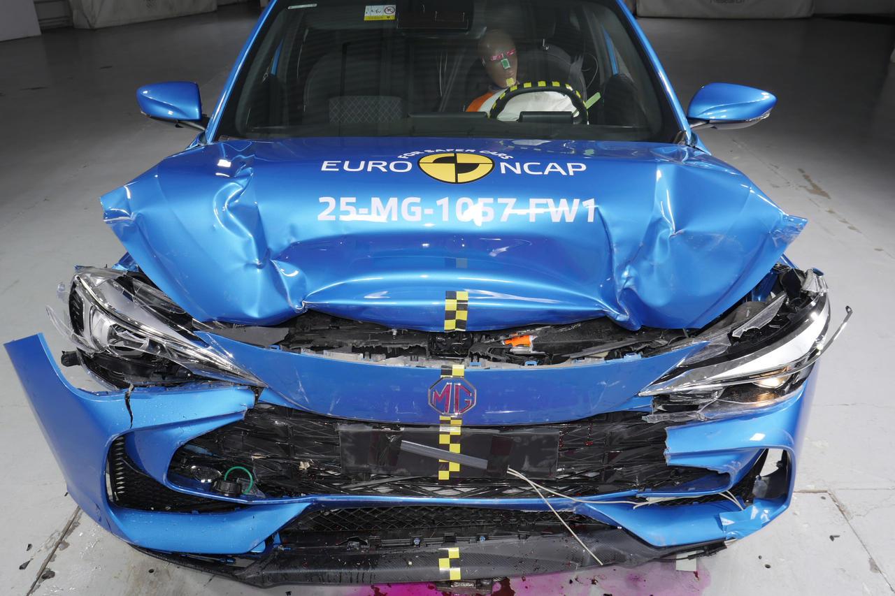 Prix MG4 (2025). La compacte électrique chinoise se met en conformité GSR 2