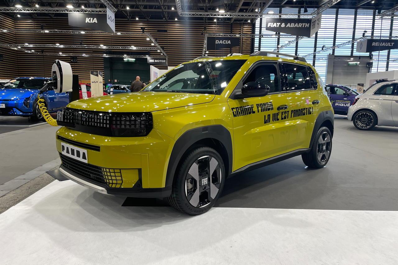 Photo 11 - Disponible en versions électrique, micro-hybride et ...