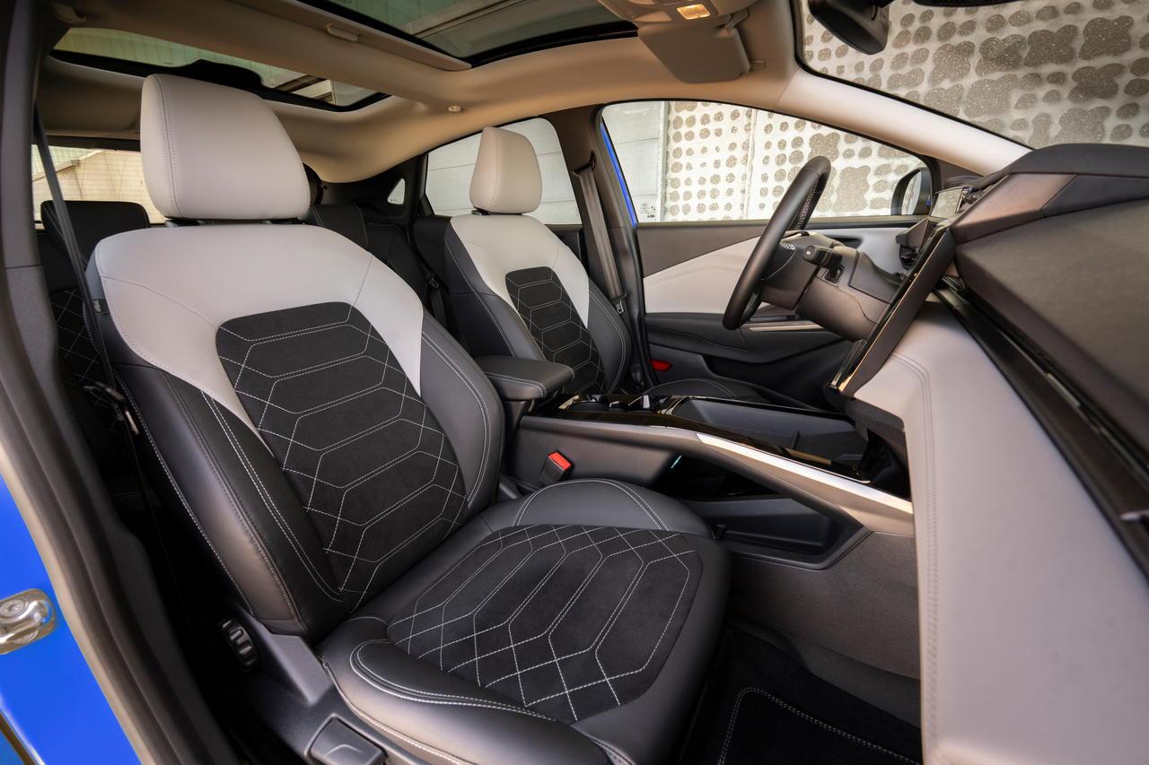 Photo 16 - Ford Puma Gen-E électrique sièges avant - Essai Ford Puma ...
