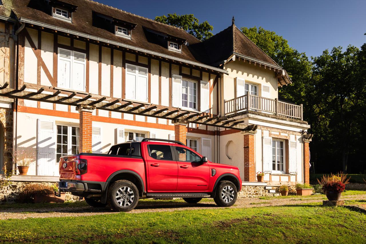 Essai Ford Ranger PHEV (2025). Le pick-up hybride sans malus et avec ...