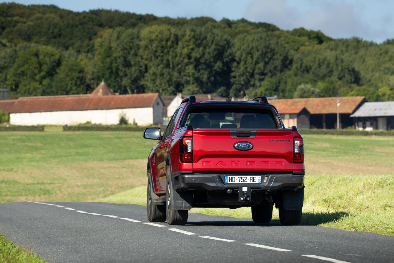 Photo 5 - ford ranger hybride 4x2 et 4x4 - Essai Ford Ranger PHEV (2025 ...