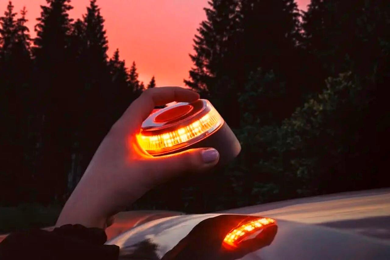 Espagne. Une balise lumineuse obligatoire dès 2026 à la place du ...