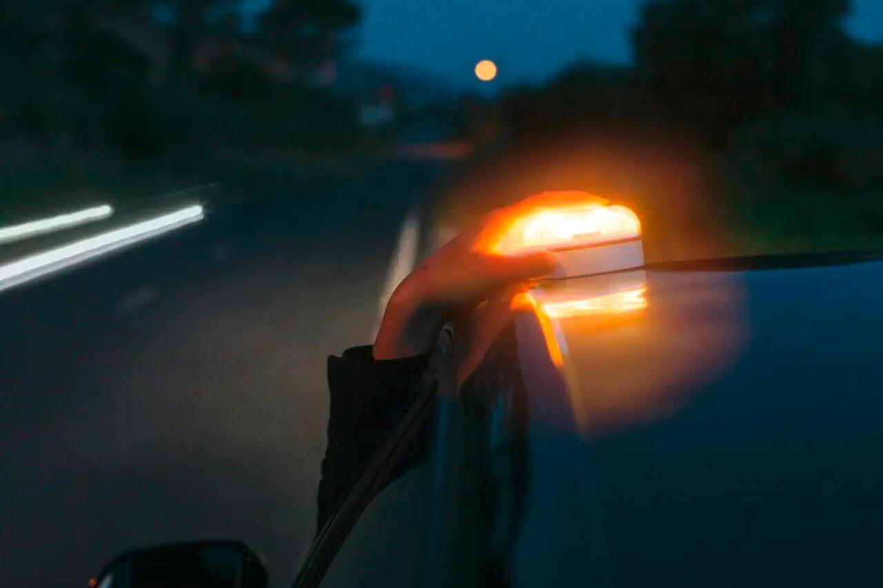 Espagne. Une balise lumineuse obligatoire dès 2026 à la place du ...