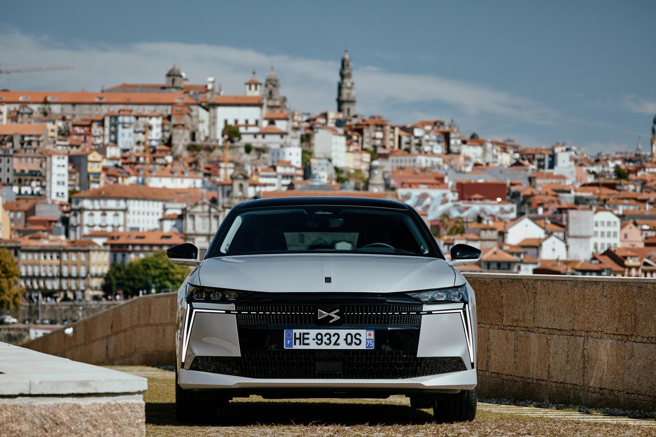 Essai DS N°4 restylée : que vaut le nouvel hybride rechargeable de 225 ch