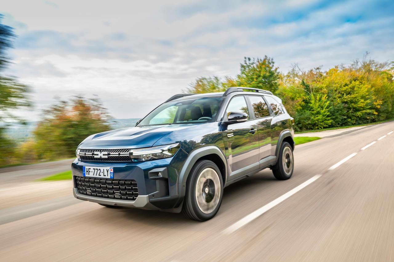 Dacia Bigster (2025). Toute la gamme, les prix et les équipements du grand SUV roumain