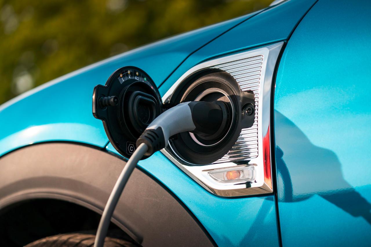 Une Mercedes cabriolet retrouvée enterrée 30 ans plus tard