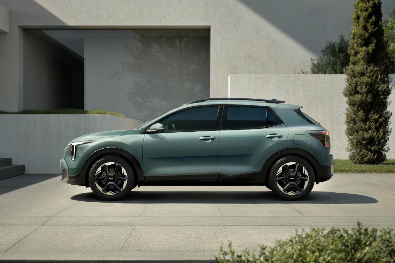 Photo 4 - Le Stonic est proposé en essence et micro-hybride. - Prix Kia ...