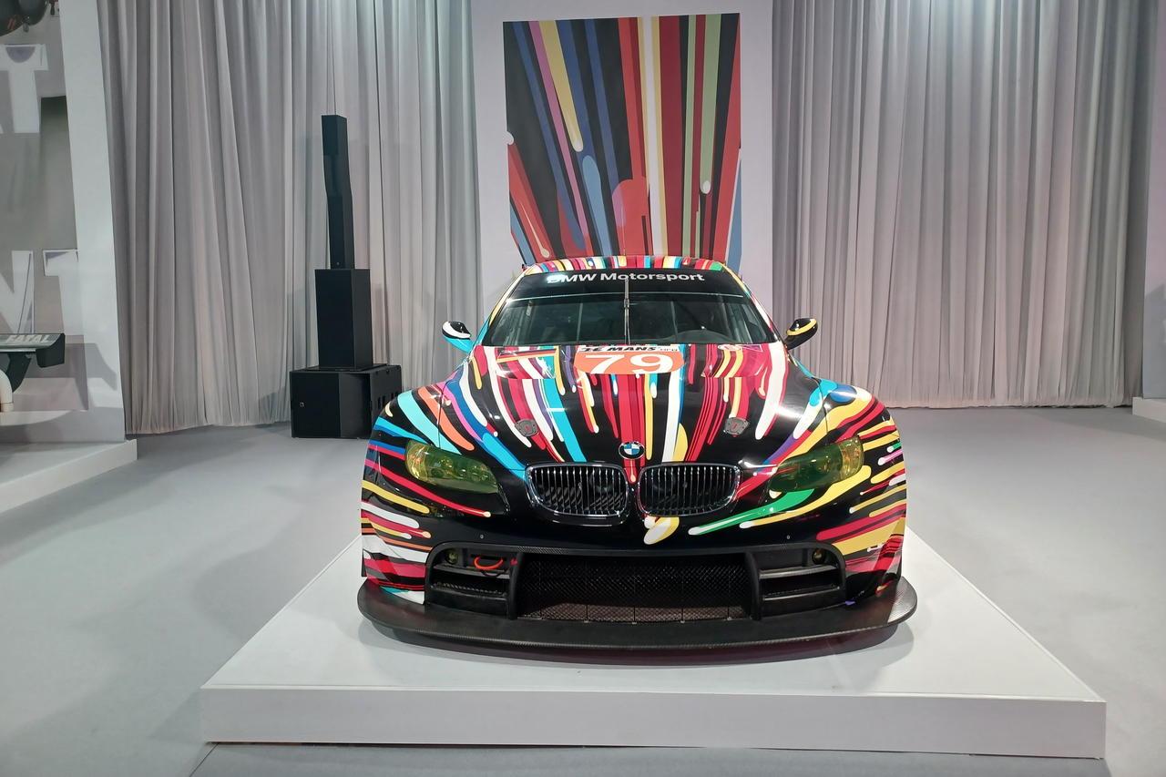 Photo 8 - Rétromobile. Les art cars BMW des 24 Heures du Mans sont à l ...