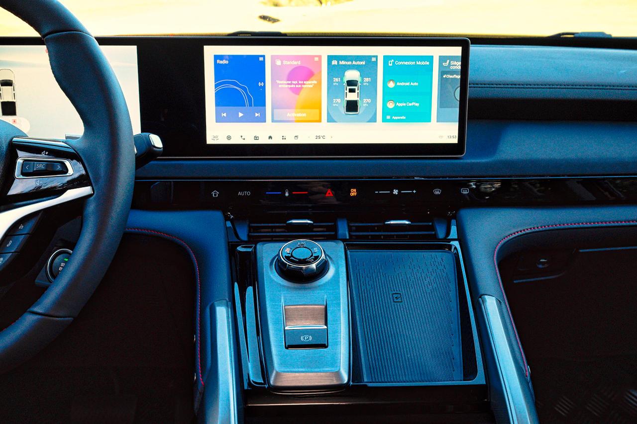 Photo 16 - Pas de navigation au programme, le smartphone en réplication ...