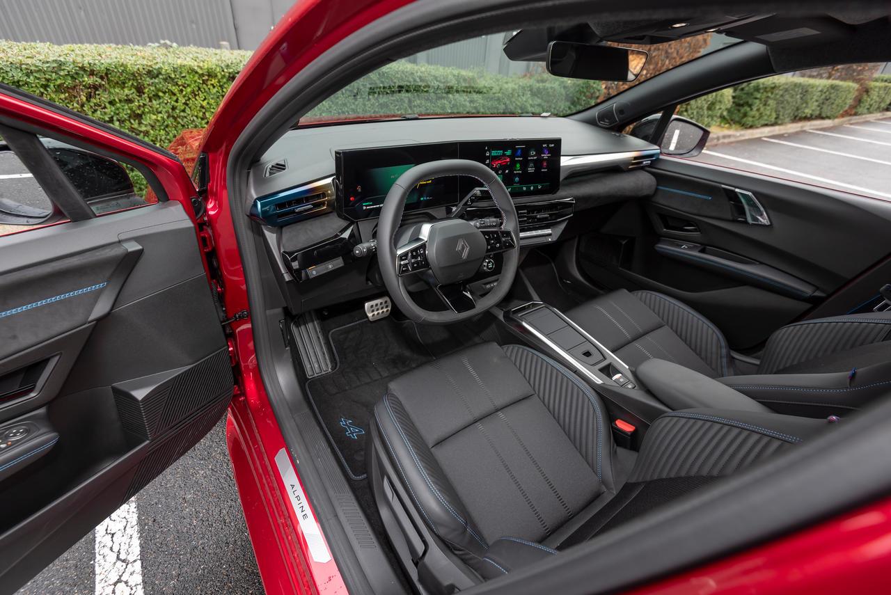 Photo 16 - interieur clio 6 esprit alpine - Essai longue durée Renault ...