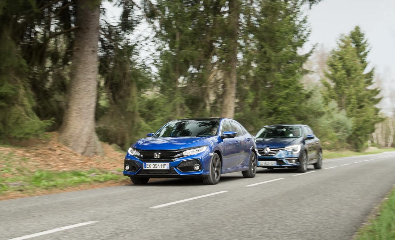 Essai comparatif : la Honda Civic 2017 défie la Renault Mégane essence