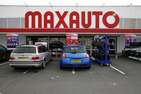 Maxauto poursuit son développement