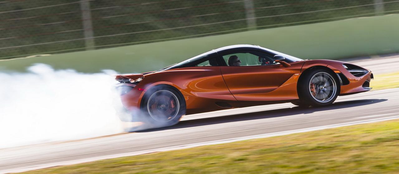 Photo 18 - McLaren 720S en drift - Rétrospective 2017 : les 40 plus ...